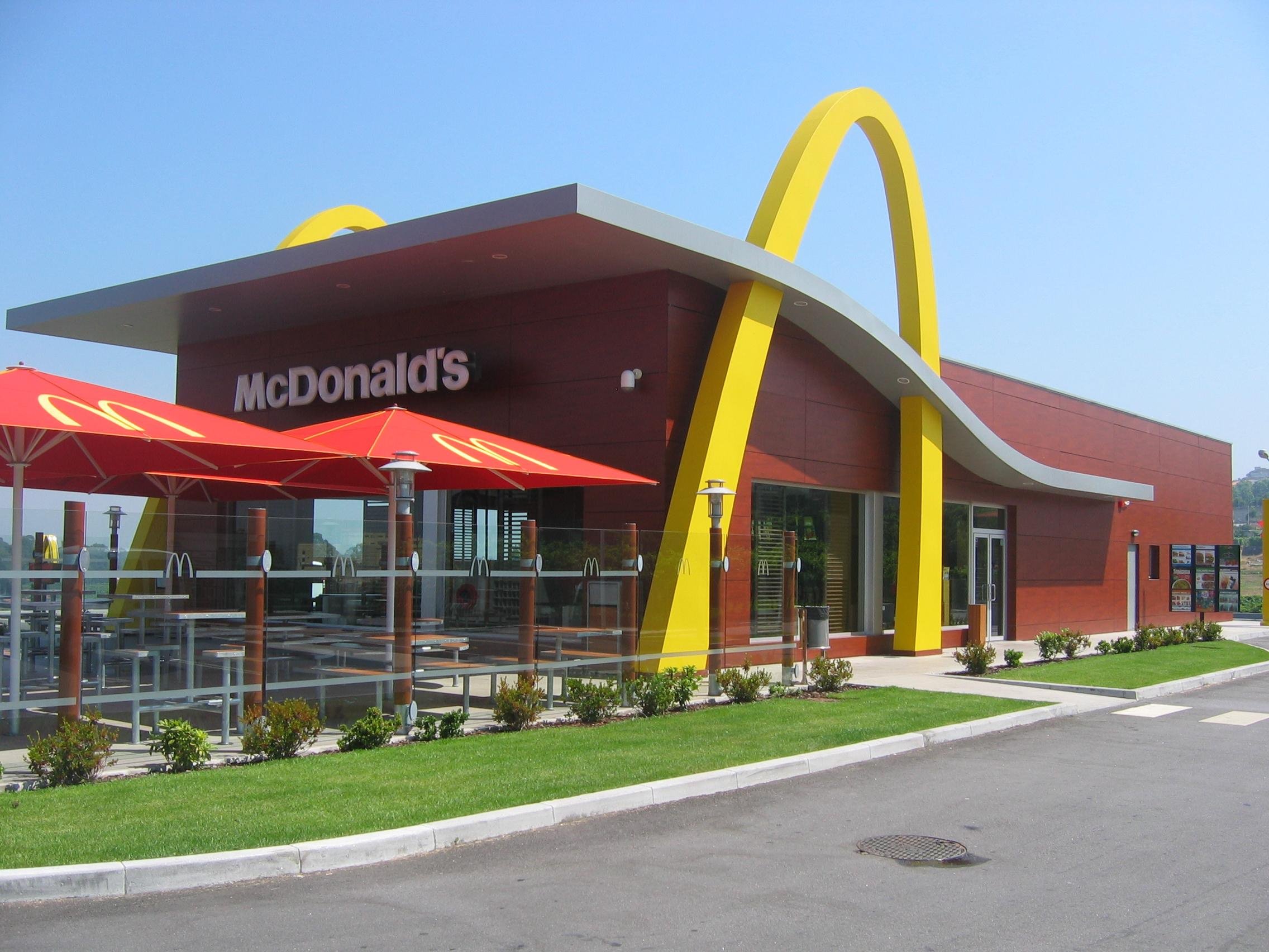 McDonald's - Rota do Românico