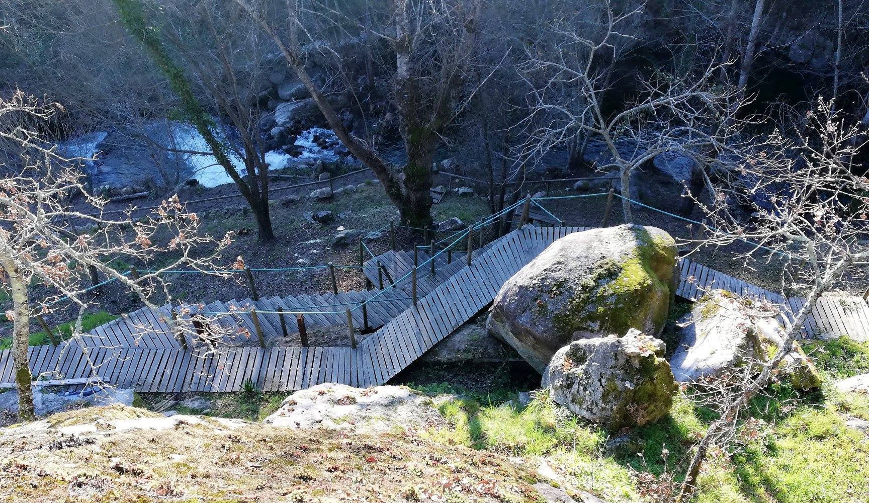 Rio Ovil - Suas Levadas e Moinhos - PR3 - Rota do Românico