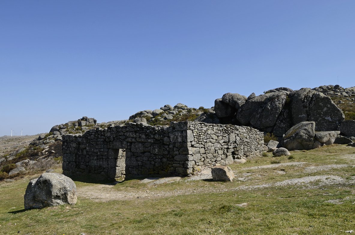 Miradouro das Portas de Montemuro - Rota do Românico